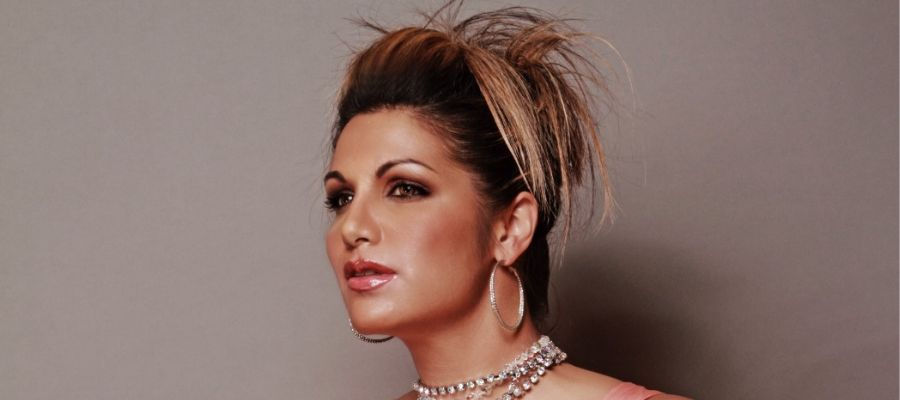 STARLA MARIE ''SPRINKLES JUST A LITTLE BIT'' WITH NEW SINGLE