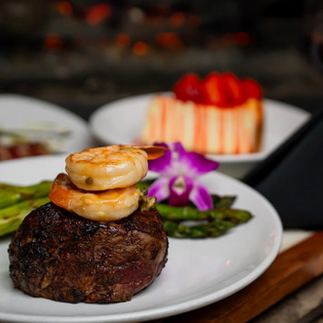 Sam's Steakhouse | pianobar | 10205 Gravois Road, St. Louis, MO, USA