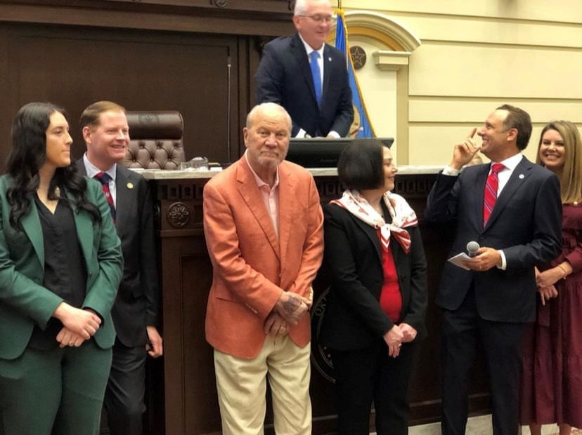 Former OU Football Coach Switzer Receives Senate Recognition