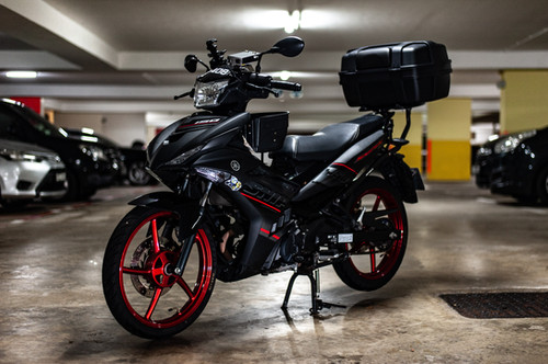 Yamaha Sniper T150 (Black/Red) | APRIL BIKES