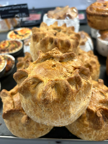 Hand Raised Pork Pies 12oz | FRANKLINS