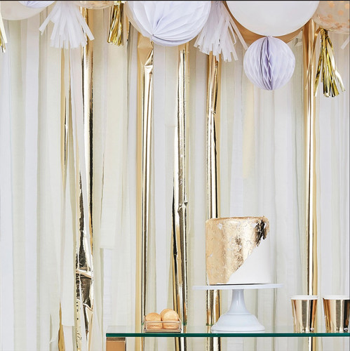 Ginger Ray Metallic Gold Streamer Backdrop | Box Perfect