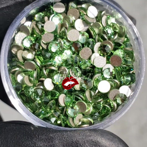 Swarovski® Round Crystal - Peridot | Tooth Couture