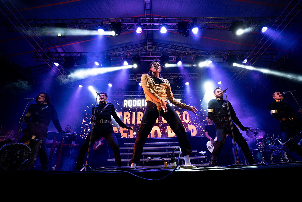 Rodrigo Teaser retorna a Curitiba