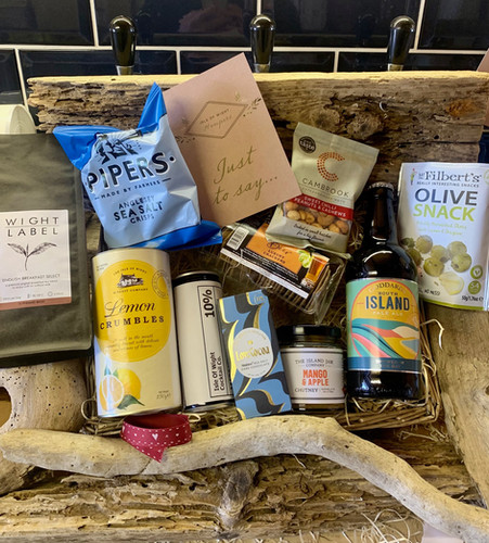Gold Hamper | IOW Hamper Co.