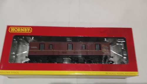 00 Hornby R6364 BR mk1 CCT - maroon livery | Model Railway Trader