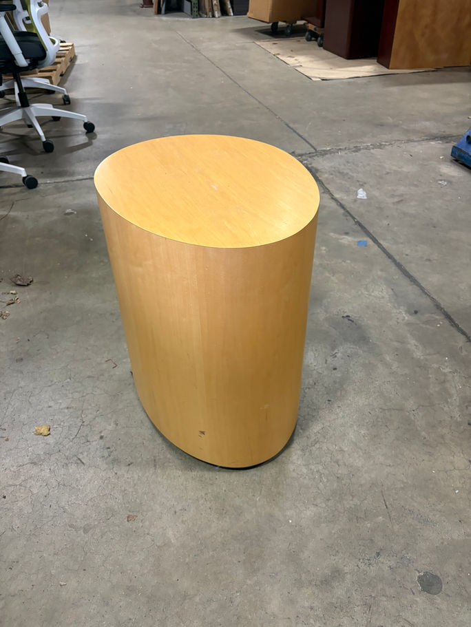 HBF Oval Egg Side Table | Thrifty