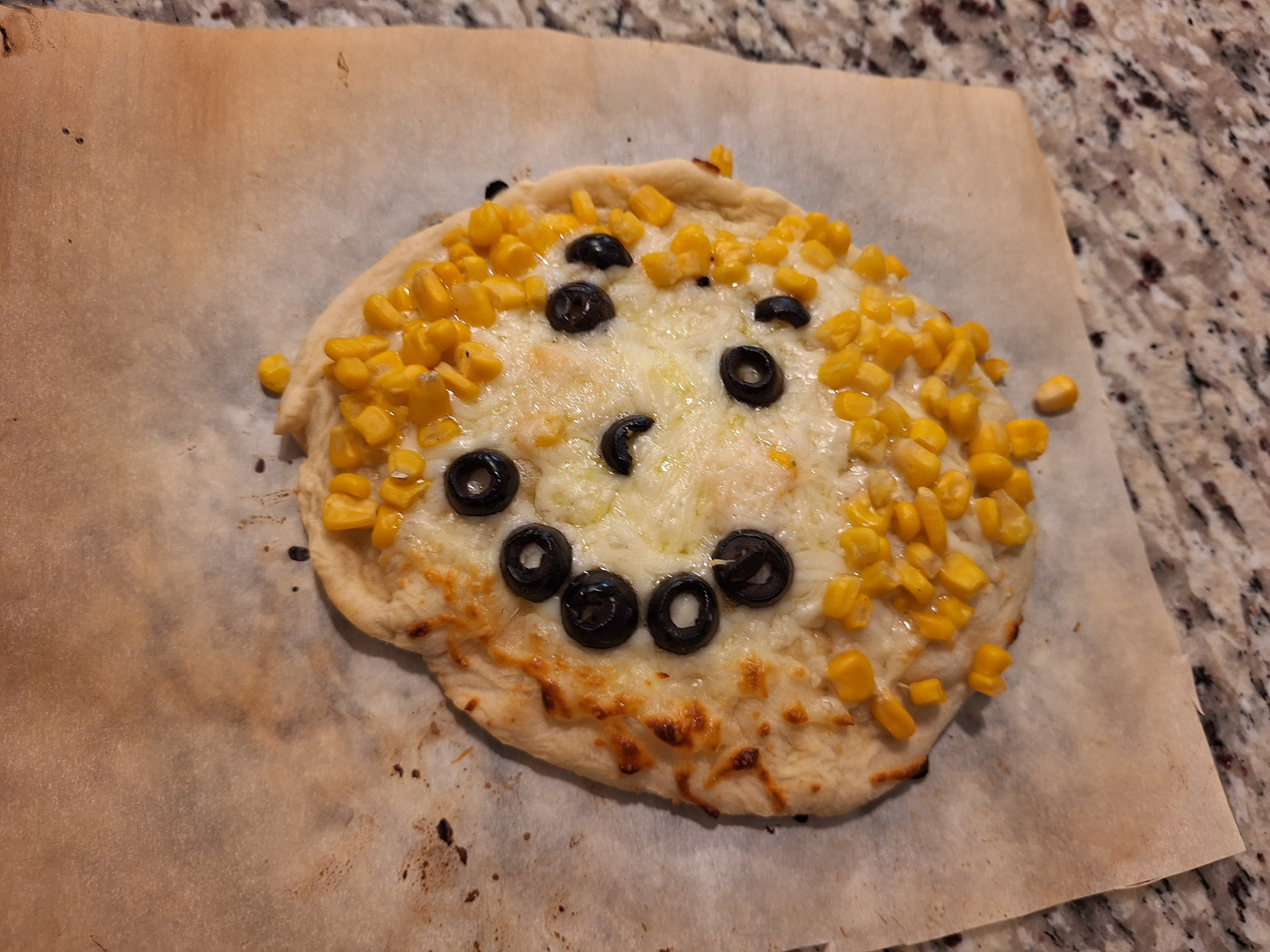 Pizza Night Fun: DIY Personal Pizzas for Family & Friends