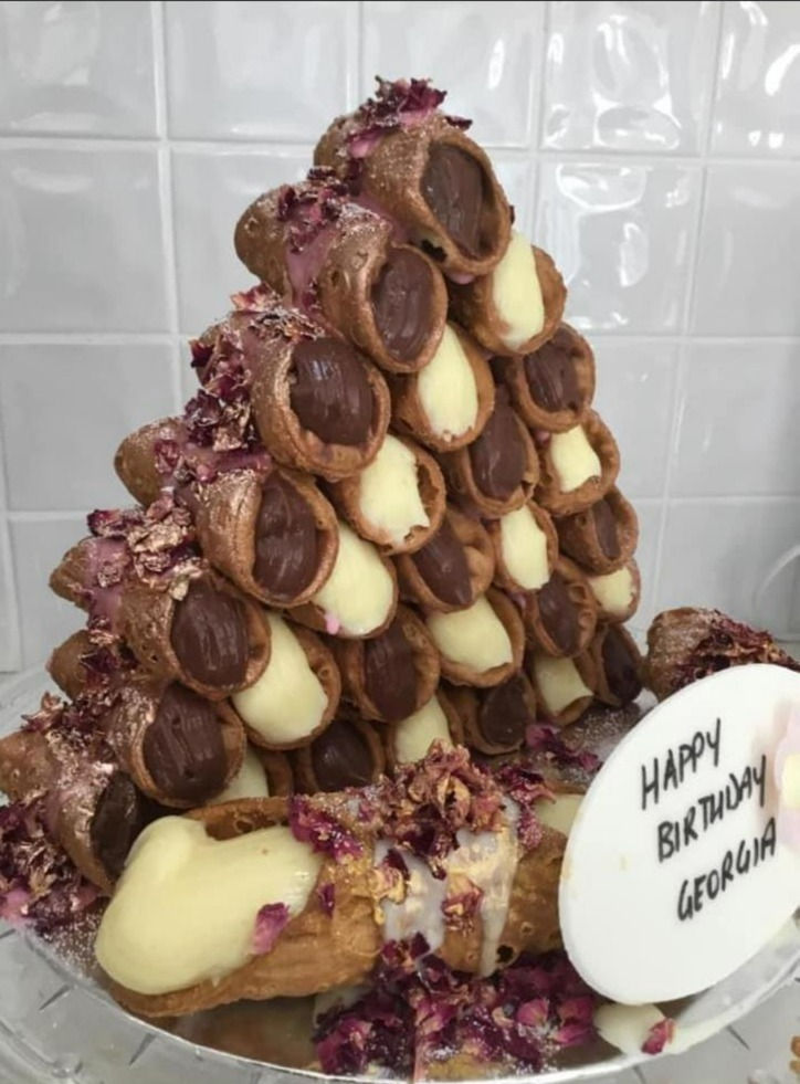 CANNOLI TOWERS | Cannoli collezioni