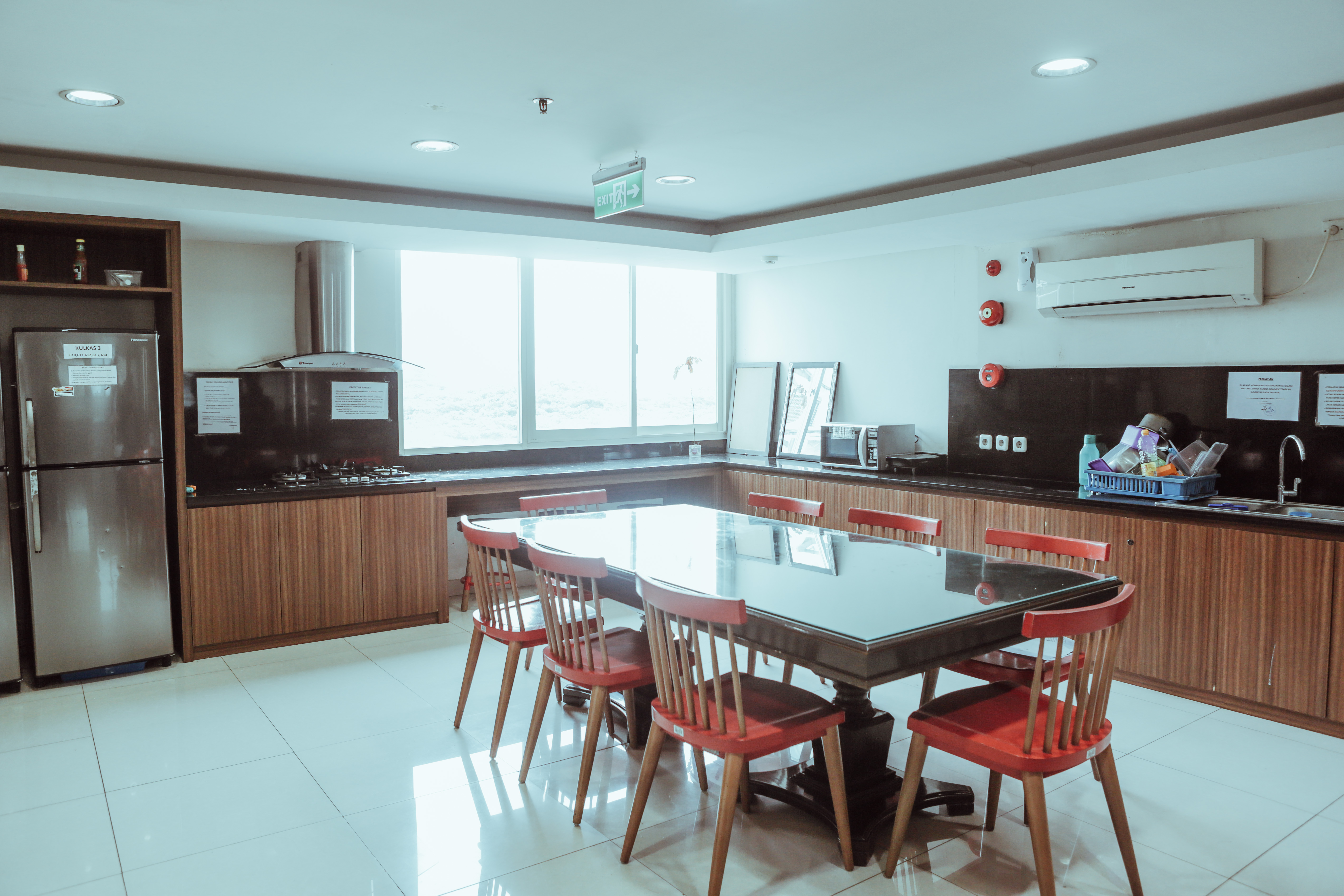 Home || UPH College || SMA Berasrama di Tangerang