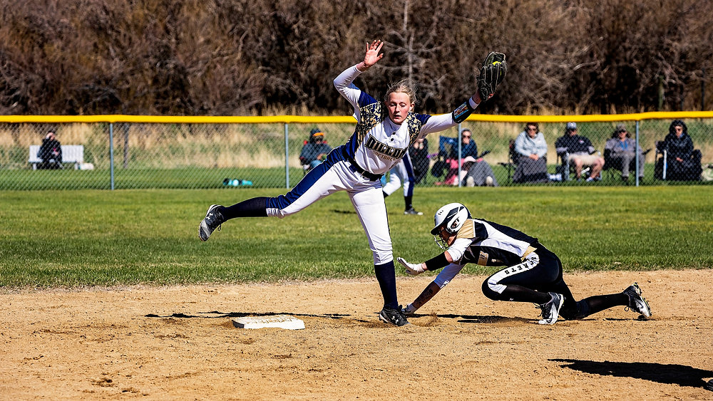 Lady Beavers Softball Take A Sting From The Yellowjackets With A 20 To ...