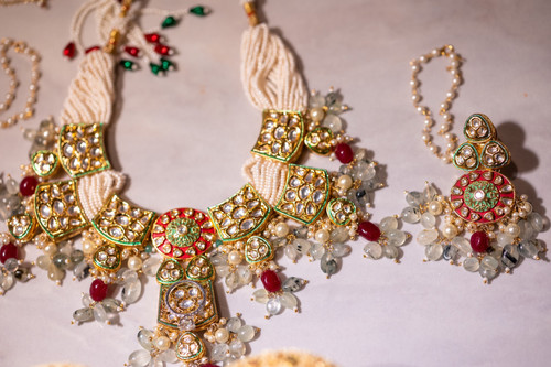 Ivory bead and stonework Jewelry set | Closetraani