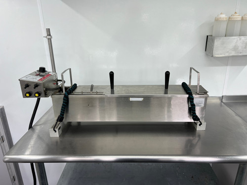 Lil' Orbits Donut Machine Leveling and Containment System - Patents ...