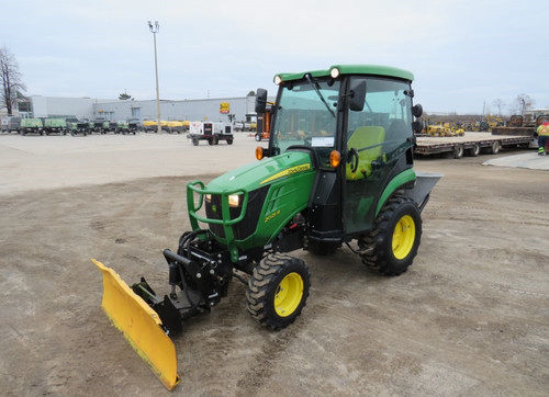2018 John Deere 2025R 4WD Tractor Farm Plow Sander | Quarry Plant & Parts