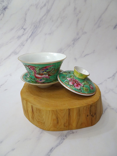 Tea Cup Square Lid, Saucer Turquoise in Box | littlenyonyabatik