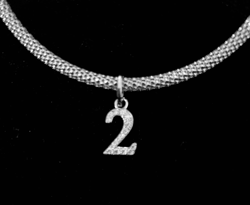 Number 2 Charm | Kiffany & Co.