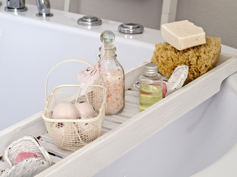 15 Bubble Bath Ideas to Wash Your Worries Away