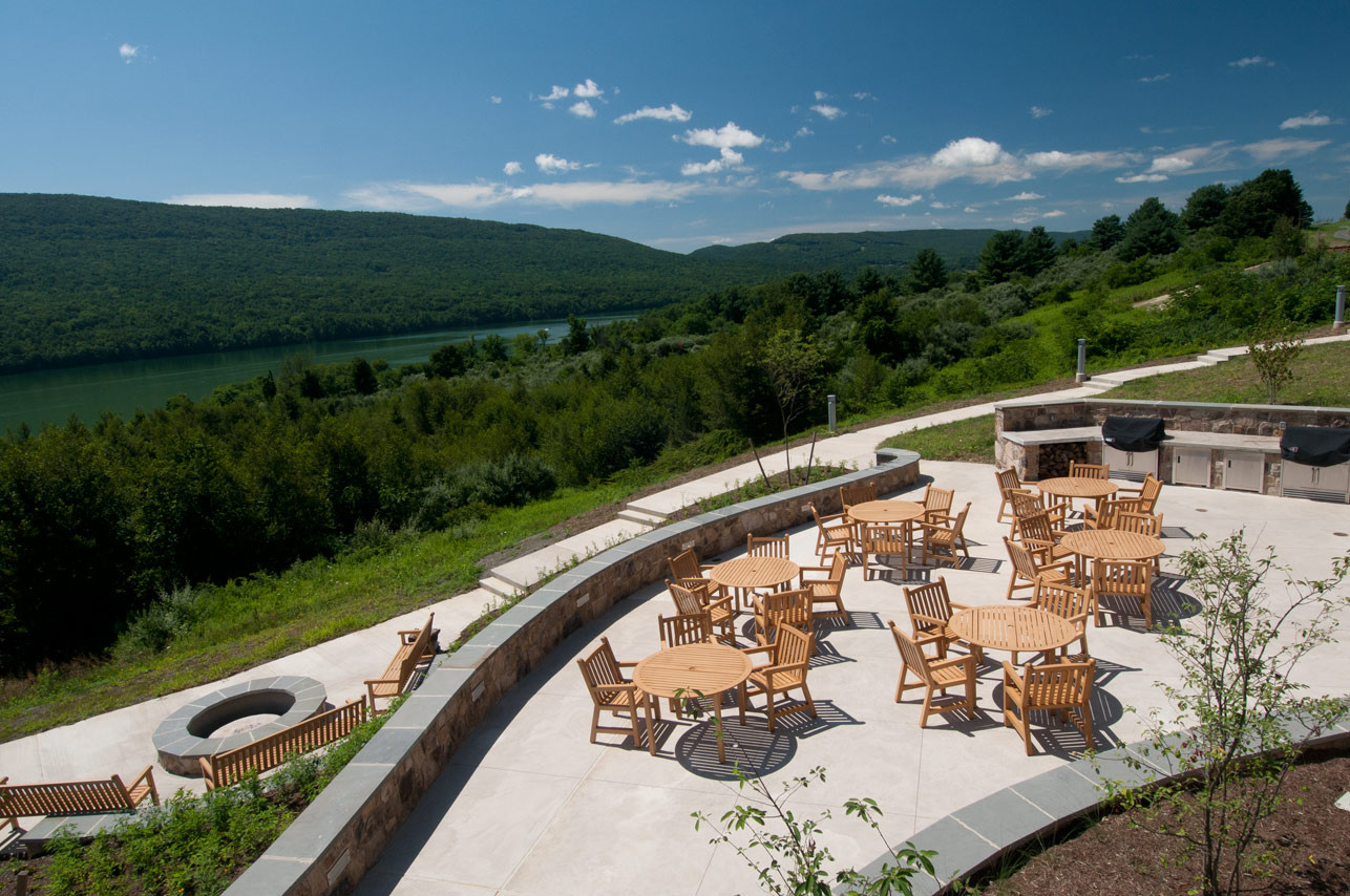 Campfire area and grilling patio