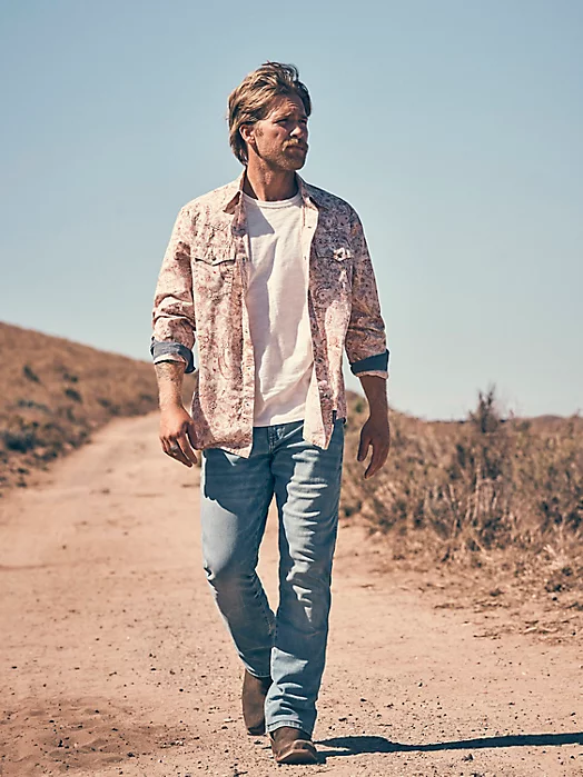 WRANGLER MEN'S RETRO® SLIM FIT BOOTCUT JEAN IN FLINTLOCK | Ream's Boots & Jeans