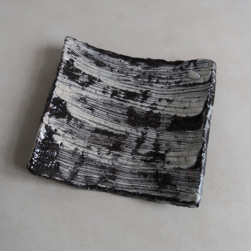 Hakeme Karatsu Shallow Plate by Kyohei Nakagawa | Home