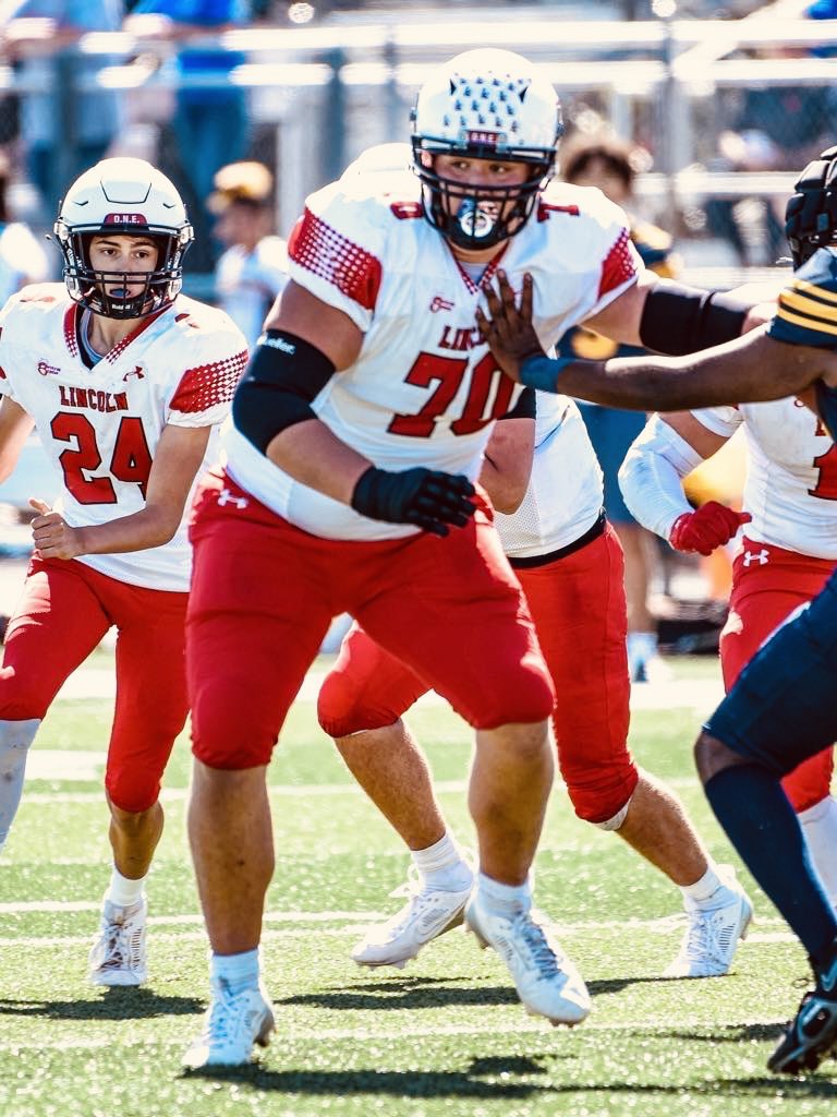 Zach Poole, Class of 2026 // 6'6 // 325lbs // Guard // Lincoln Football