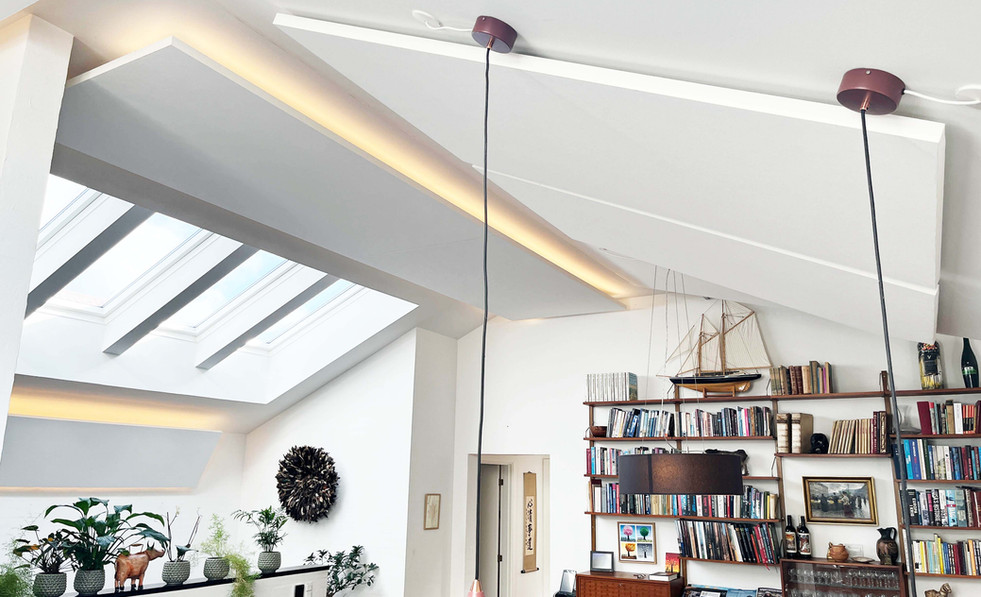 AKUSTIKLOFT MED LED-LYS | Akustikspecialister