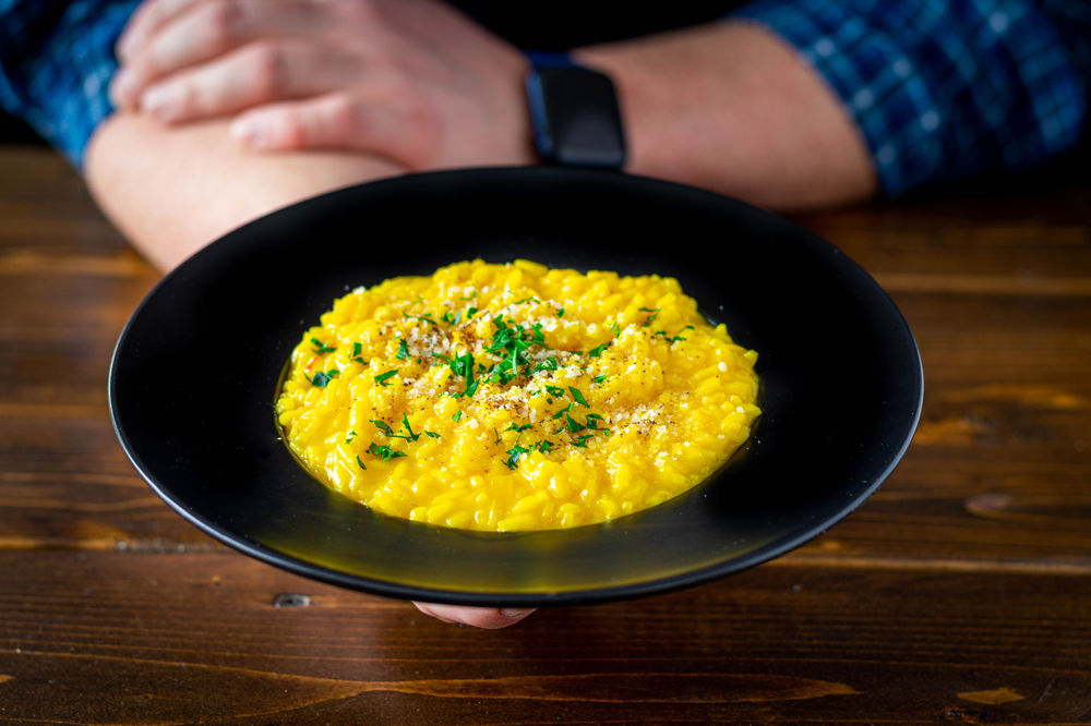 Saffron Risotto (Beginner Recipe For Risotto)