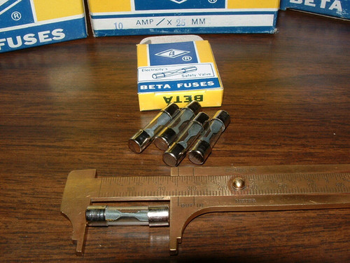 1EA NEW FUSE OLD STYLE GLASS 7 AMP (FUSE) (SOLD EACH) REF 98200-10700 ...