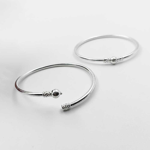Single Moti Simple Ladies Bangle, Pure Silver Bangle | Shubh Jewellers