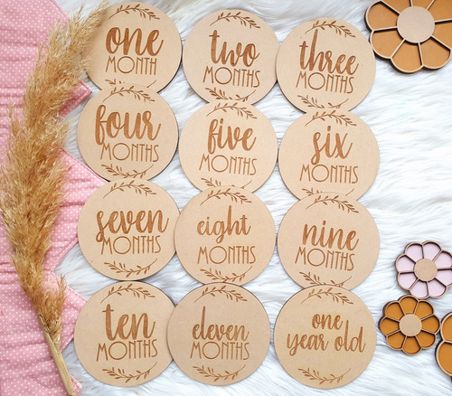 Monthly Milestone plaques | Heart Popping Design