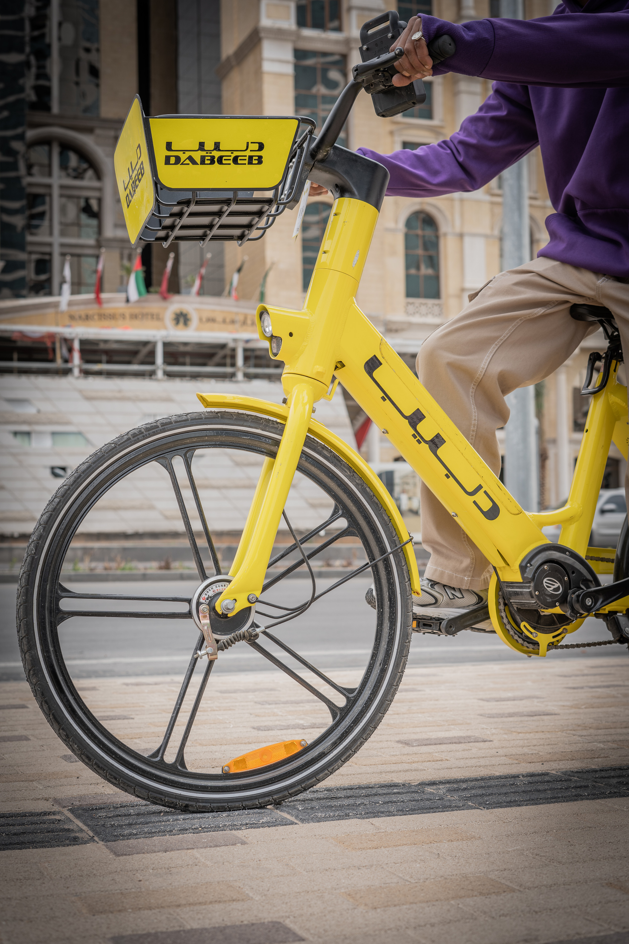 Dabeeb | E-scooter, E-bikes sharing easy and fun App