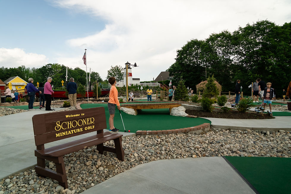 Schooner Mini Golf