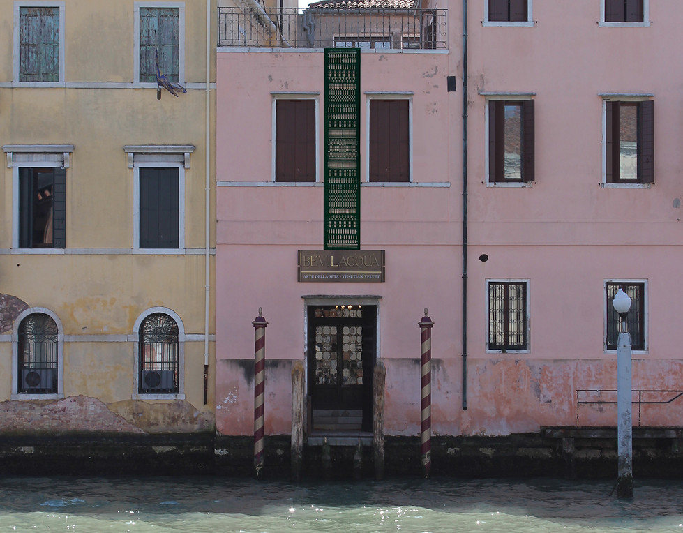 VENETIAN WINDOWS DETAIL | elio ticca