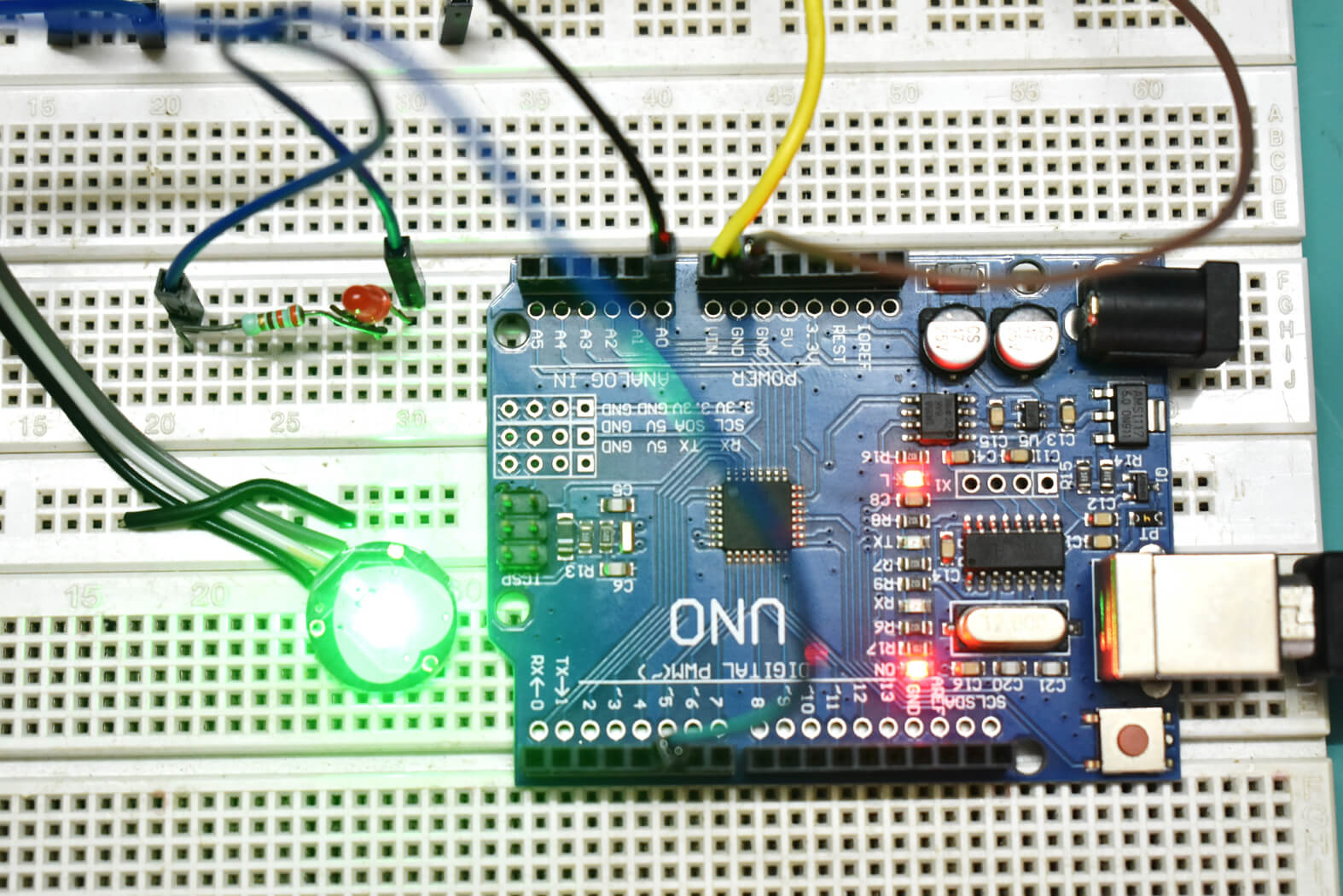Heart Beat Sensor Interface with Arduino and OLED display