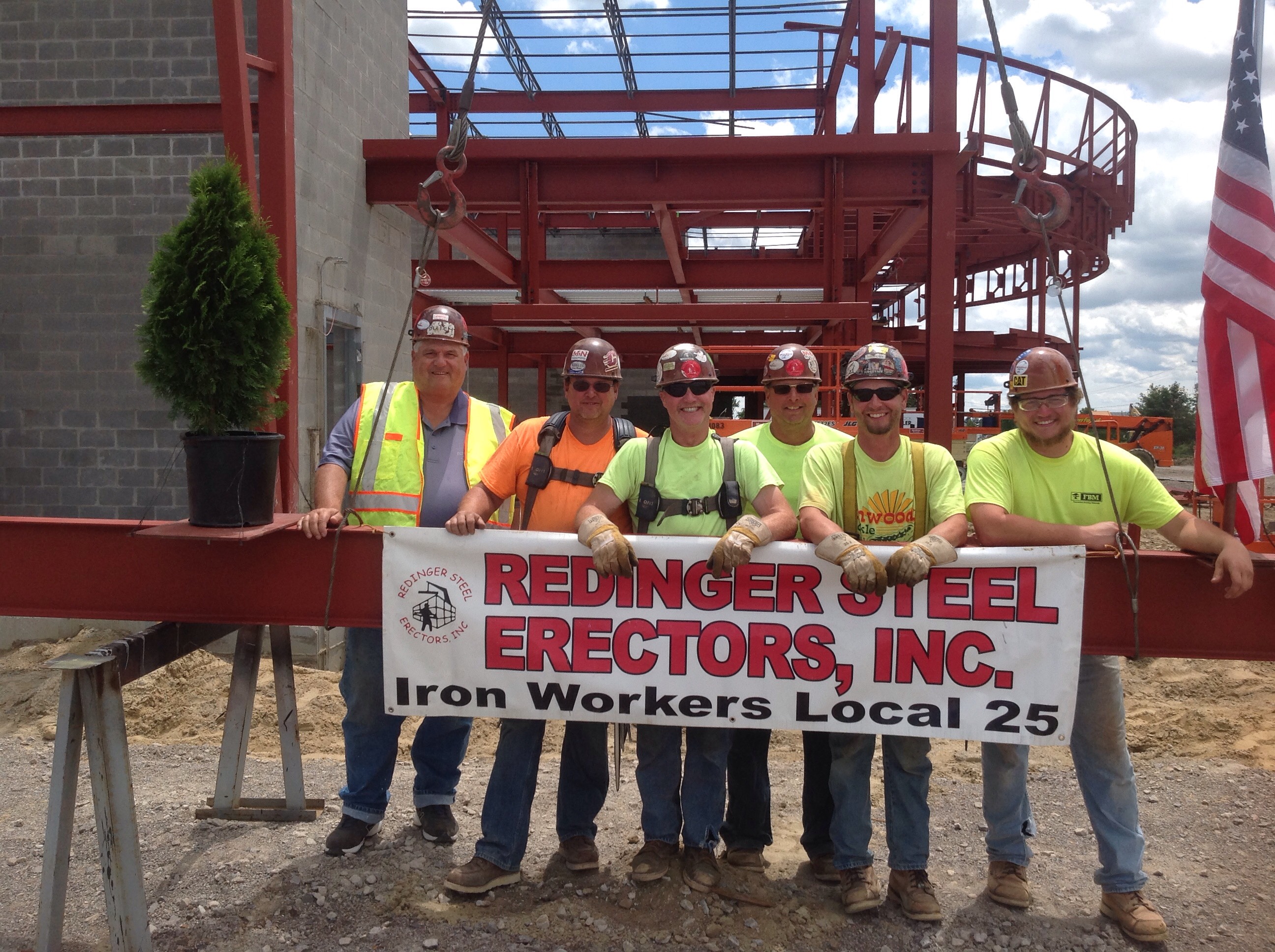 Structural Steel Erection | Redinger Steel Erectors, Inc.