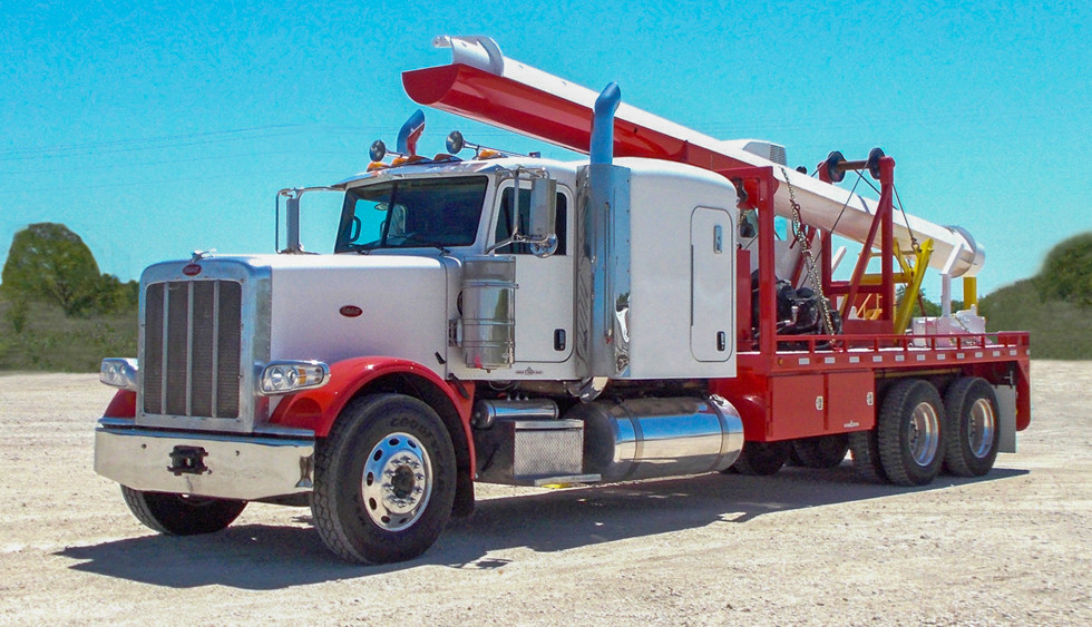 Pickup-Laydown Trucks | Tiger Manufacturing