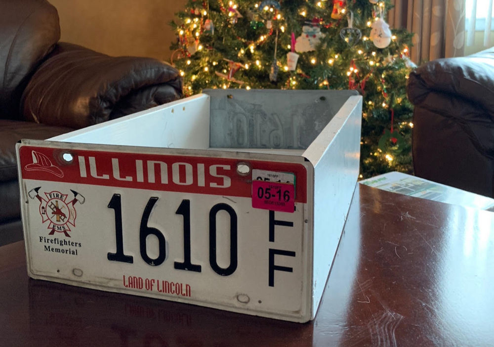 DIY License Plate Box