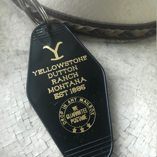 Dutton Ranch Vintage Motel Keychain | JASPER+PINE