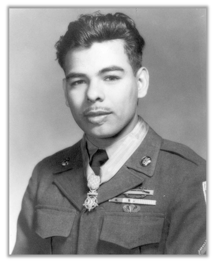 This Day in History: Rudy Hernandez's bravery in Korea