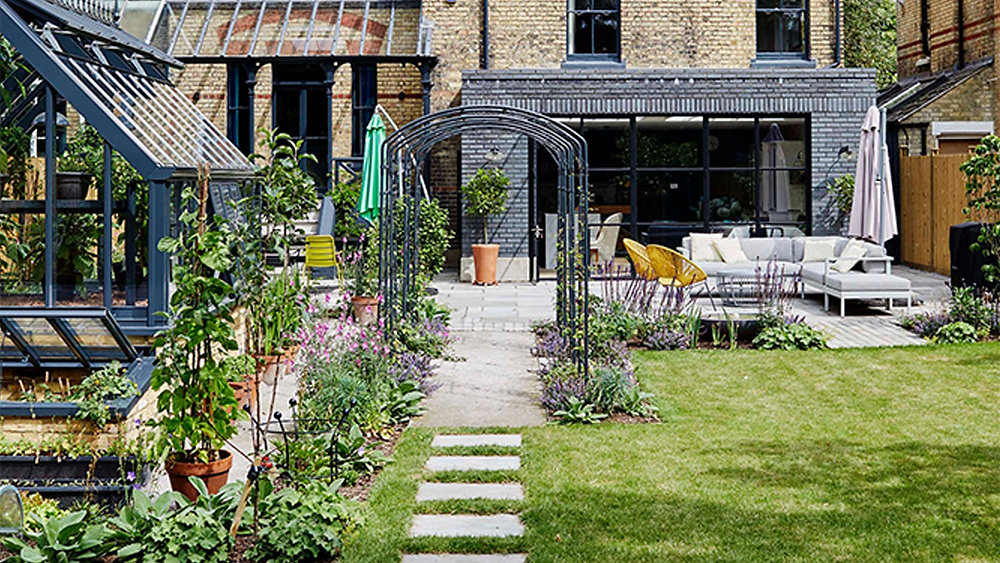 Garden Path Ideas: 10 Creative Designs to Enhance Your Outdoor Space
