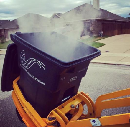 Trash Can Cleaning | Clean R cans | Power Wash Bryan College Station