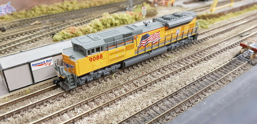 Kato 176-8522 N Locomotive EMD SD70ACe Nose Headlight Union Pacific ...