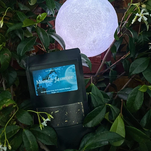 Moonlit Jasmine Tea: Fragrant Jasmine flowers and Earl Gray | Blue ...