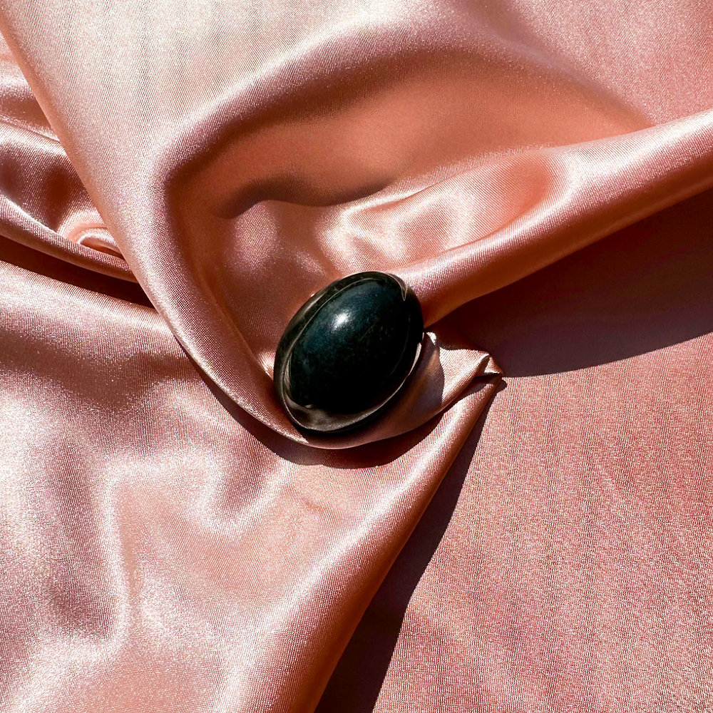 A Beginner's Guide To Yoni Eggs