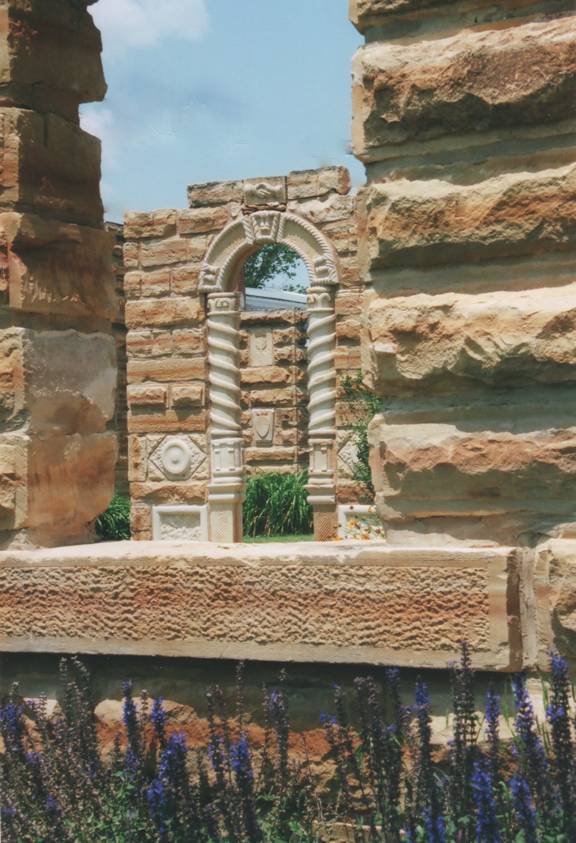 Lucas Triangle | Grassroots Art Center Lucas, Ks