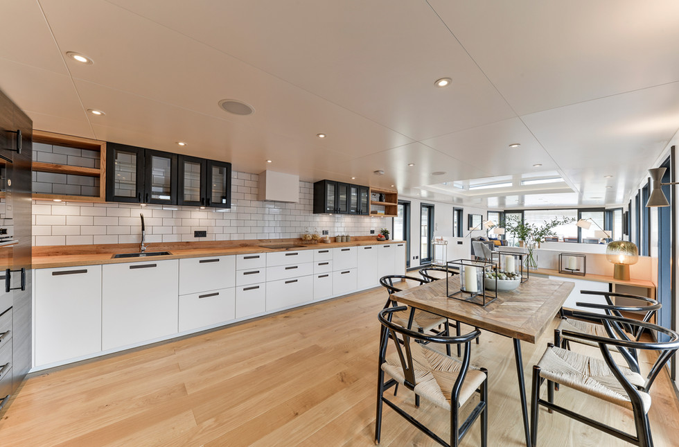 Gallery | Chelsea Yacht & Boat Company | England