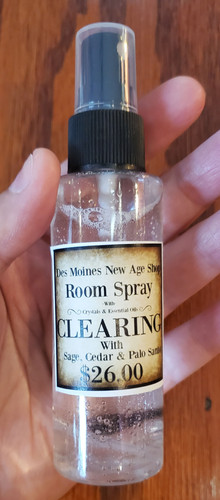 Clearing Spray 2.5oz | Des Moines New Age 1