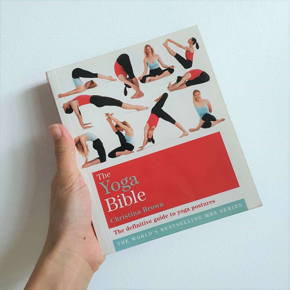 รีวิวหนังสือโยคะชื่อ The Yoga Bible