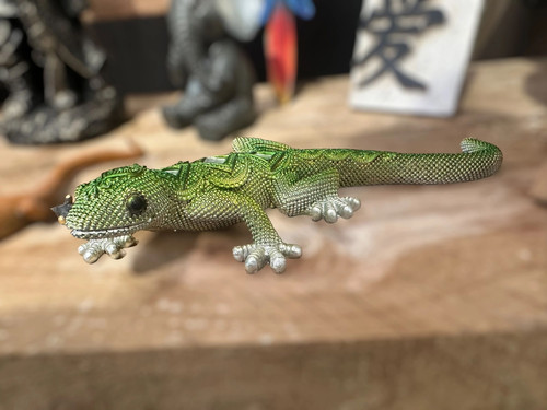 Mirror Lizard | Warehouse Wonders