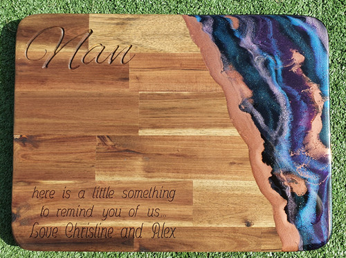 Custom engraved serving board with Resin | Barking Mad Builds